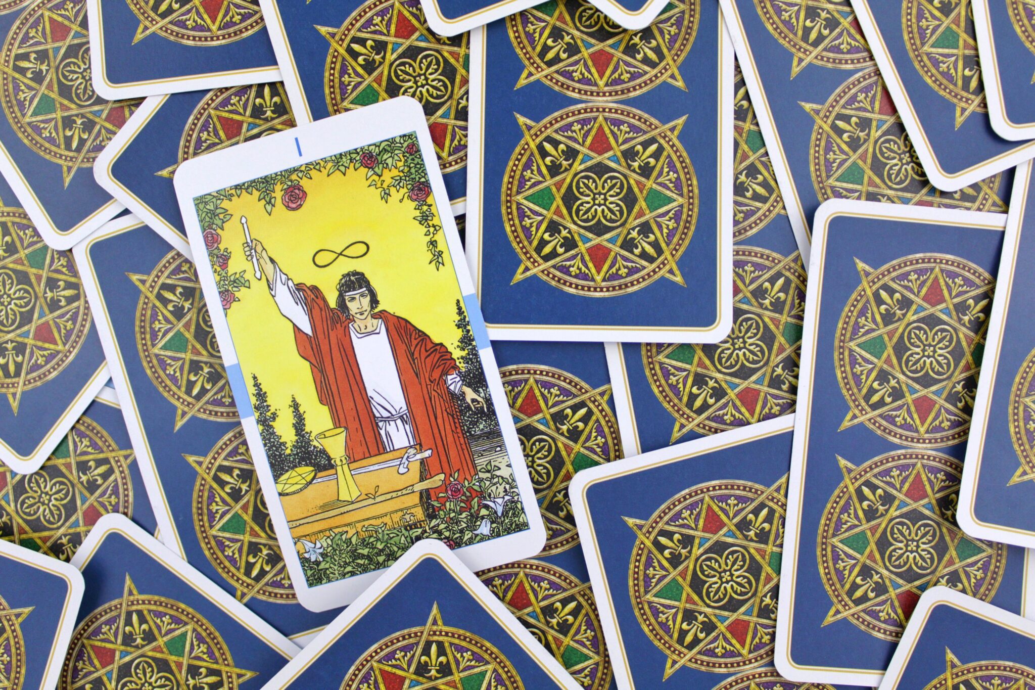An Introduction to Tarot & Learn Now - ESOTERIC TEA