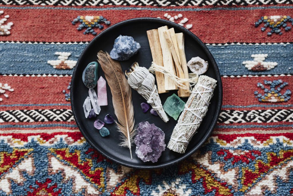 The Ultimate Guide To Smudging Your Home For Positive Energy - ESOTERIC TEA
